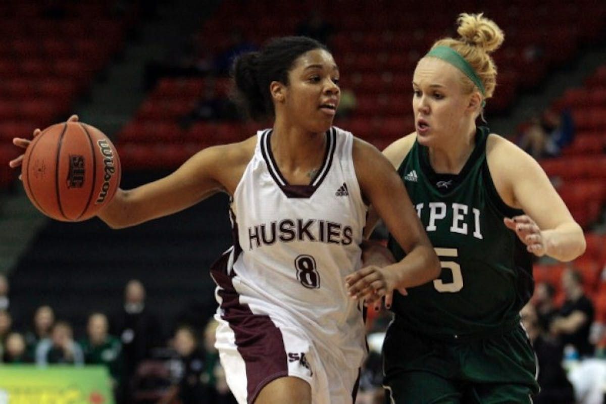 Thrice is nice: Huskies take women's AUS basketball title Gallery | PNI ...