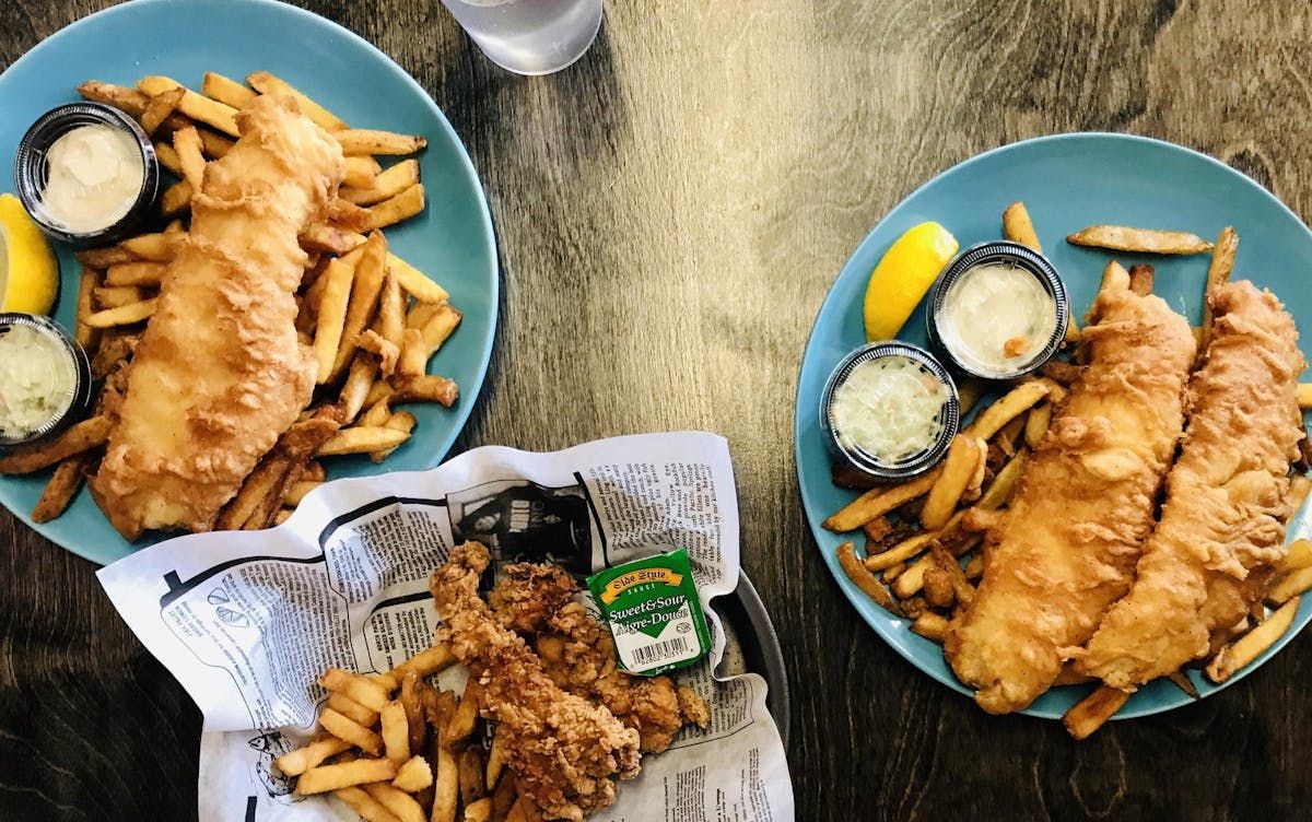 MENU BOARD: Windsor’s Fry Daddy’s Fry and Grill makes for a tasty lunch ...
