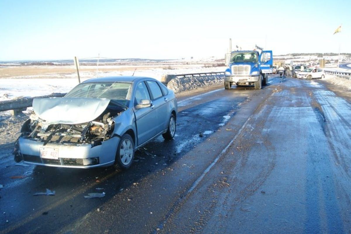 Five vehicle collision at Nova Scotia-New Brunswick border Gallery ...
