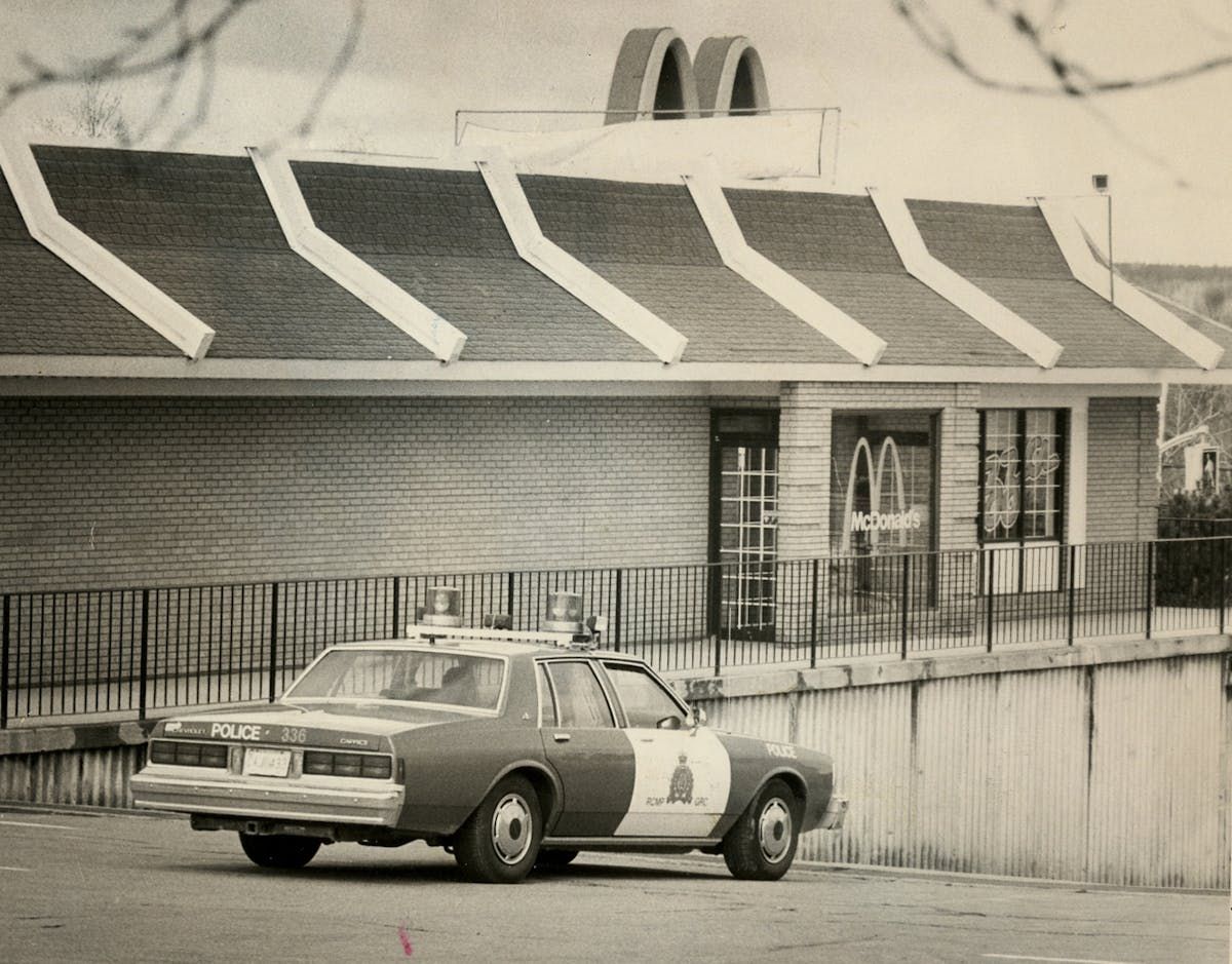 Freeman MacNeil, convicted in McDonald's murders, gets full day parole ...