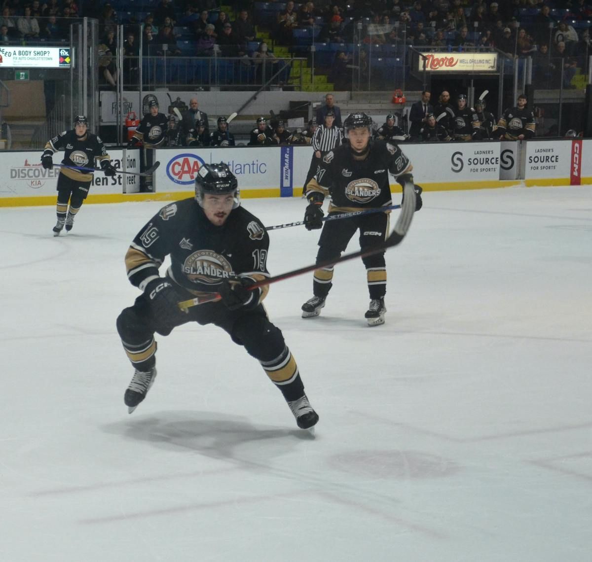 Charlottetown Islanders' Lane Hinkley of Cape Breton retires from ...