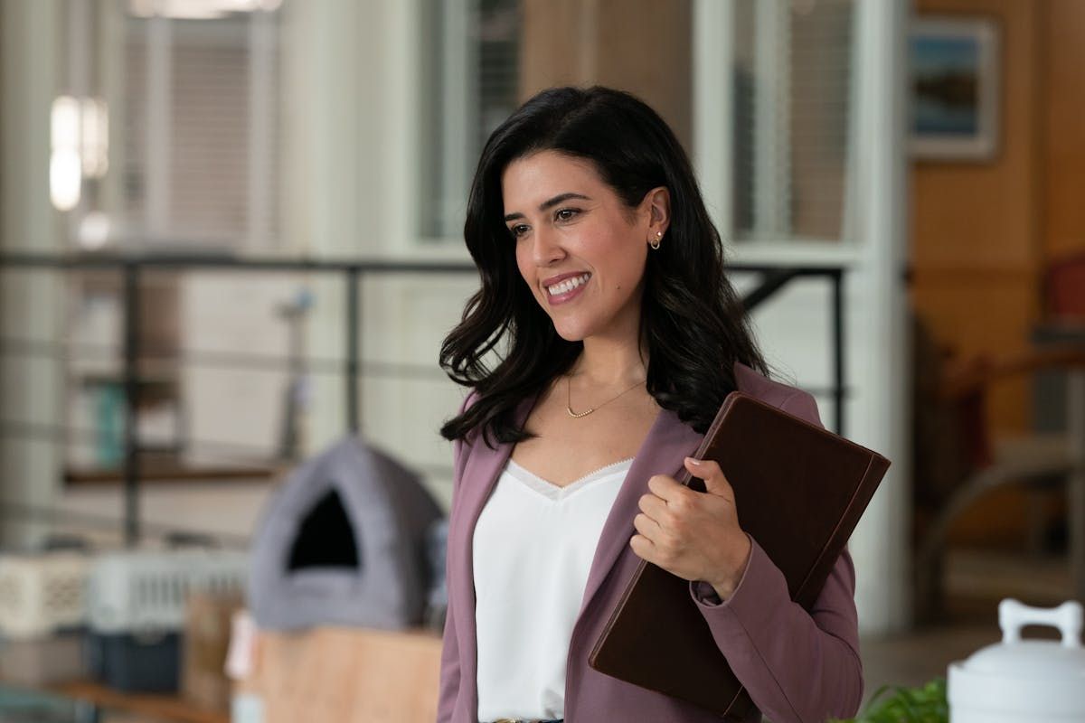 CBC sitcom star and Newfoundland actor Nicole Power answers 20 ...