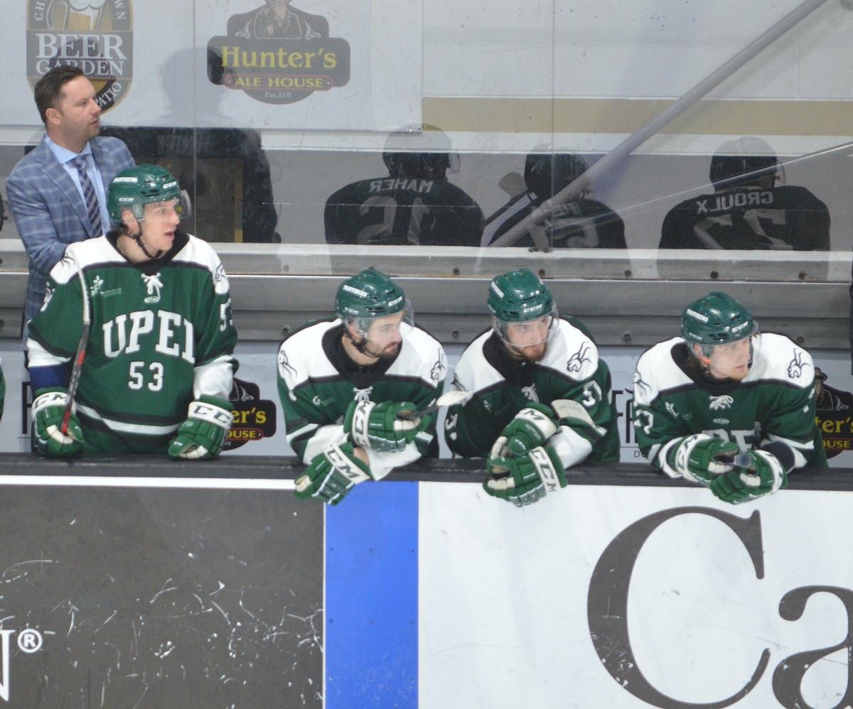 Charlottetown’s Kyle Dunn named NSU18MHL coach of the year with Cole ...