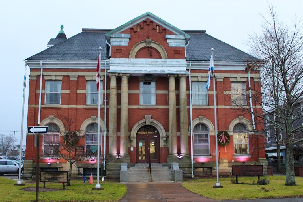Colchester County to vote on new council and mayor in upcoming election ...