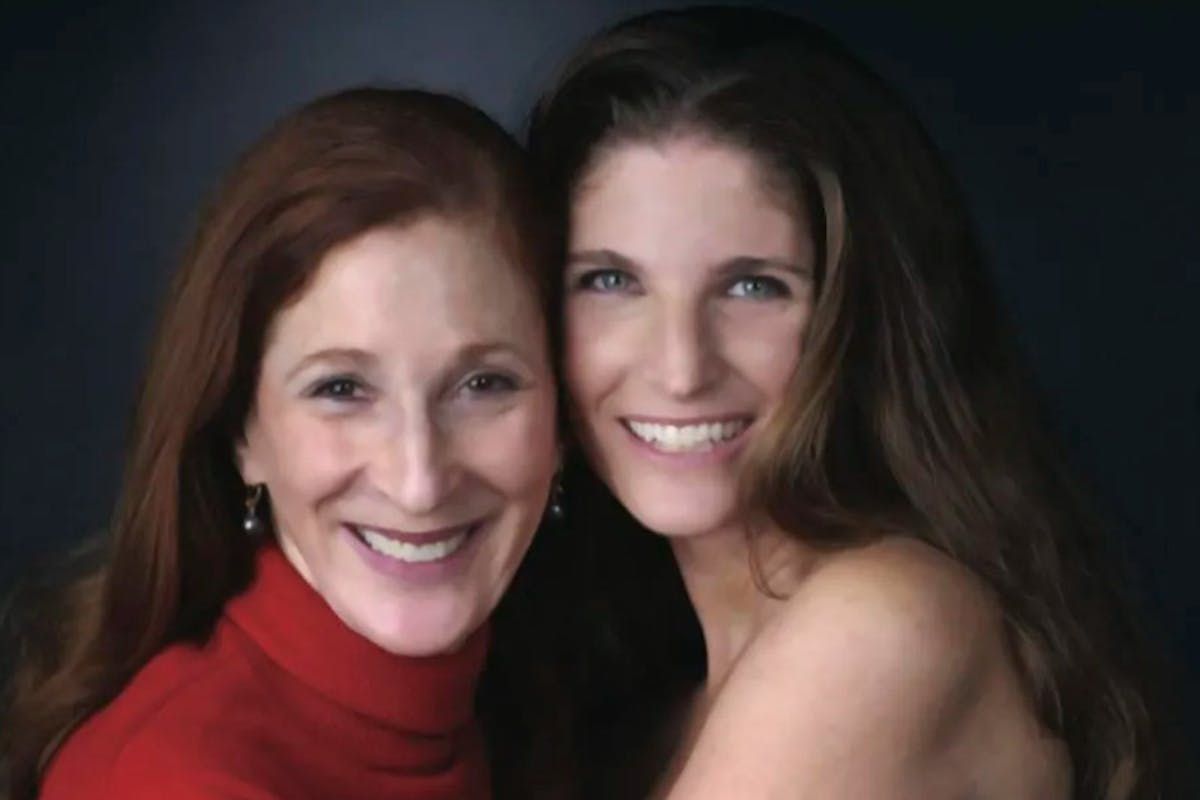 ASK ELLIE: Address guest's nudity at reunion | PNI Atlantic News