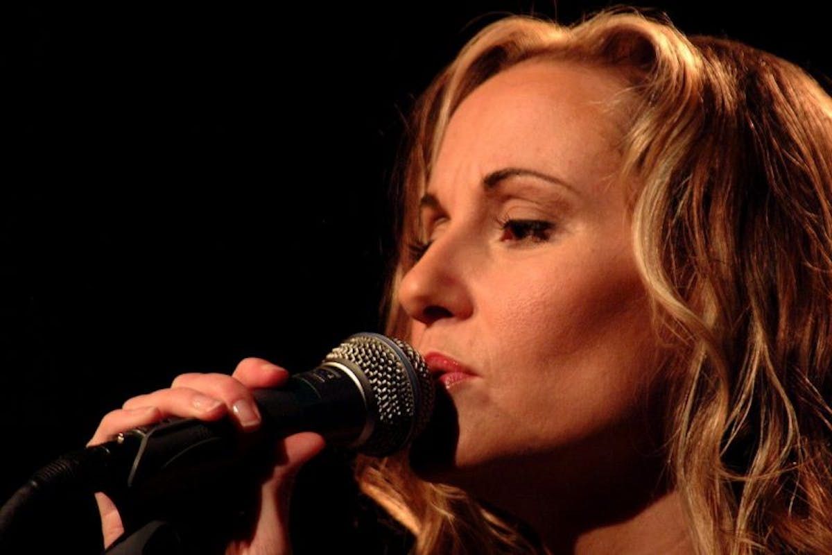 Country music star Georgette Jones singing parents' music on Atlantic ...