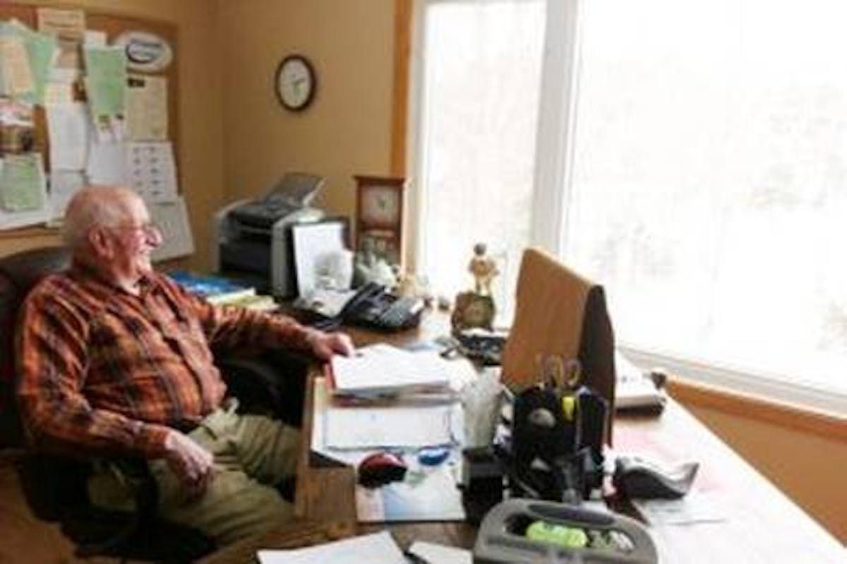 Local golf course up for sale, but owner plans reopening in spring ...