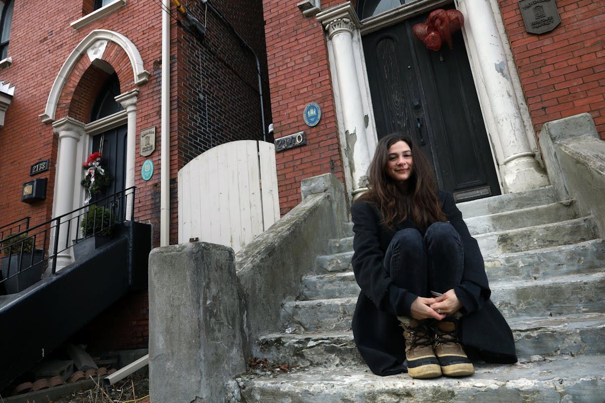 Halifax’s Emma Rosen finds songwriting success on two continents | PNI ...