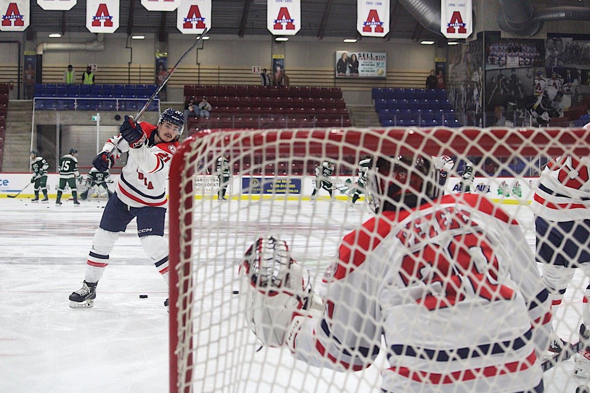 IN PHOTOS: Acadia Axemen complete pre-season hockey schedule 3-1 | PNI ...