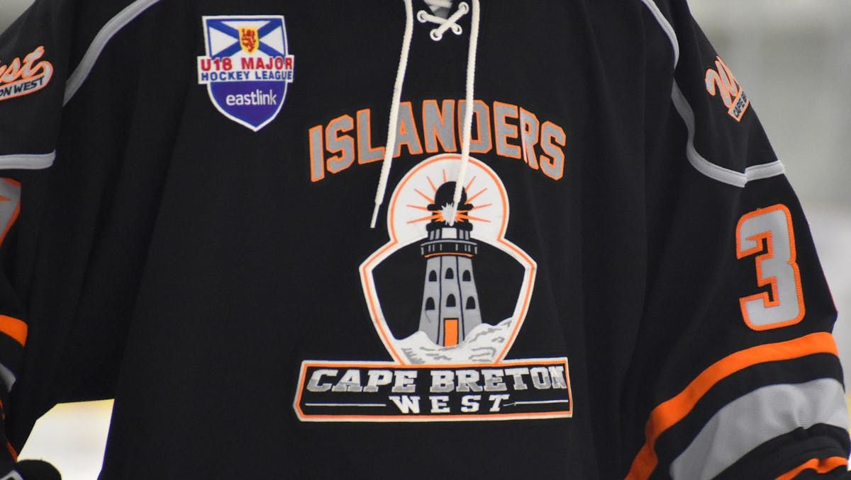 NSU18MHL PLAYOFFS: Stewart makes 50 saves, Cape Breton West Islanders ...