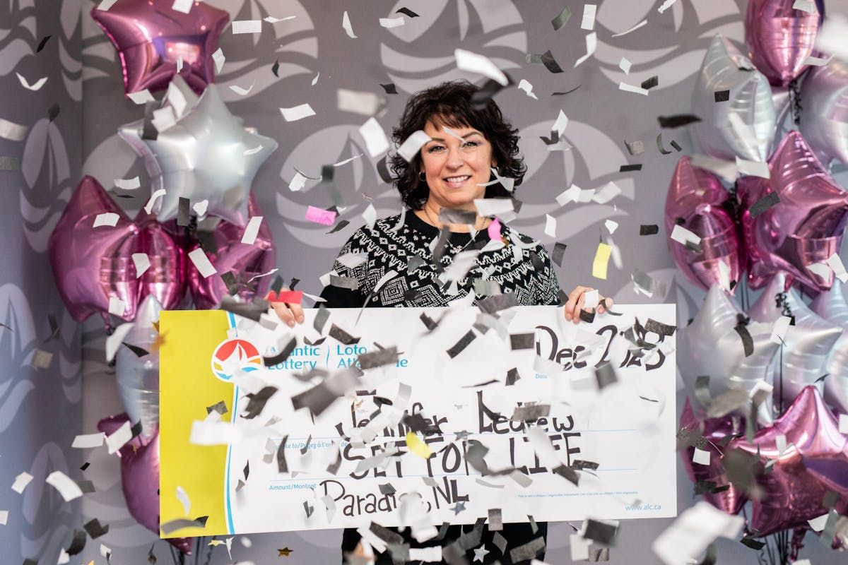 Paradise woman scores Set for Life winner on mall shopping trip | PNI ...