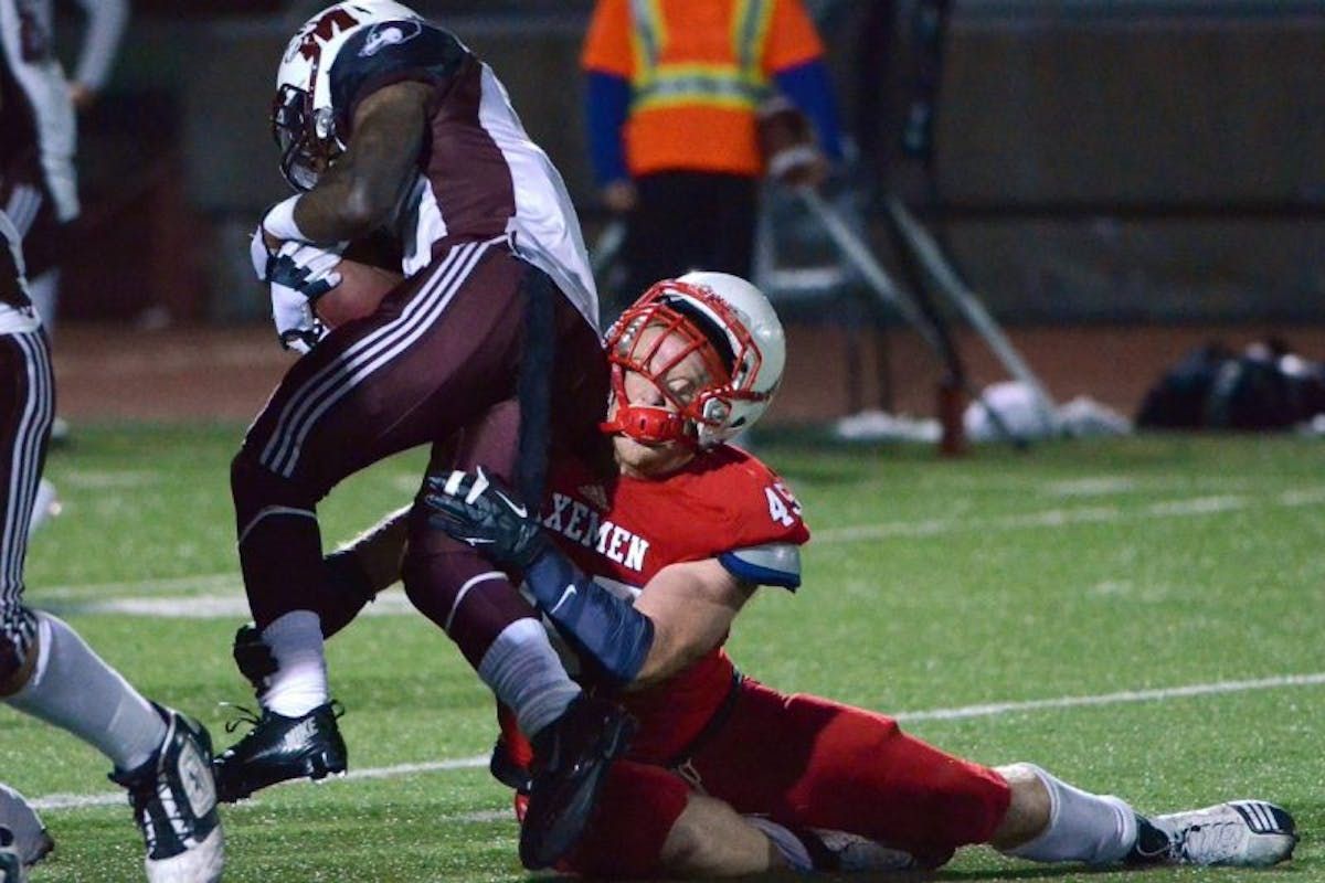 2014 Acadia football Axemen a mix of youth, experience | PNI Atlantic News