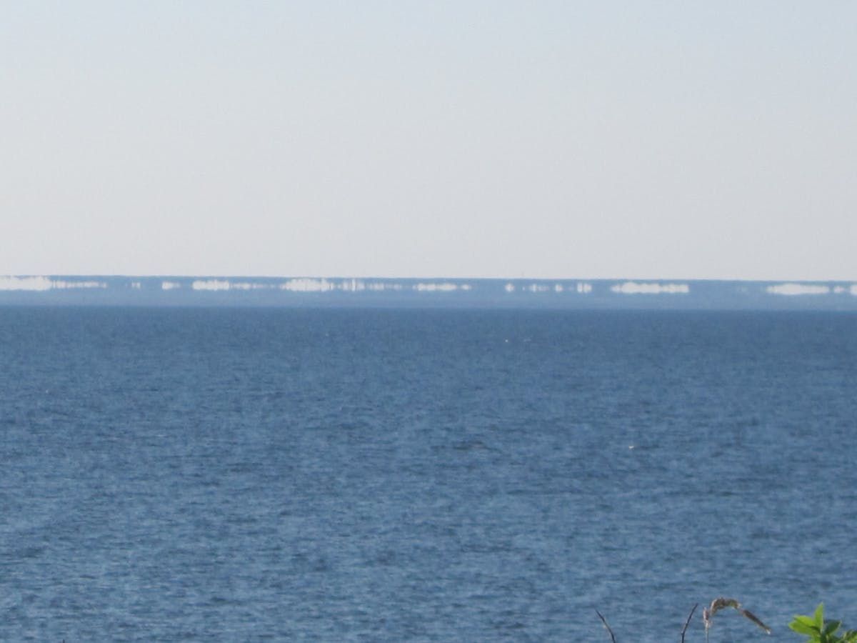 ASK ALLISTER: The science behind the mirage optical phenomenon | PNI ...