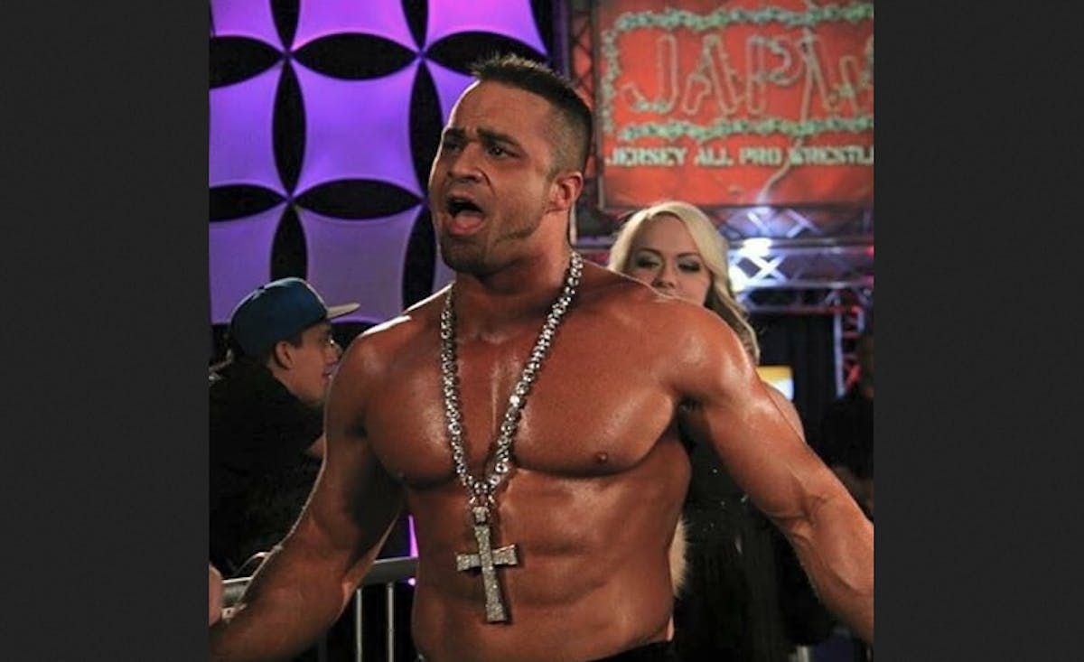 Kentville’s own Zack Doyle to wrestle third-generation star Teddy Hart ...