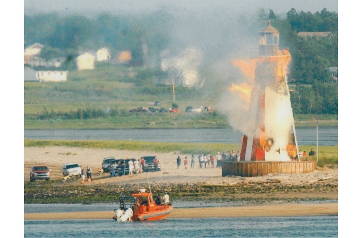 Historic Pictou Bar lighthouse destroyed by fire | PNI Atlantic News