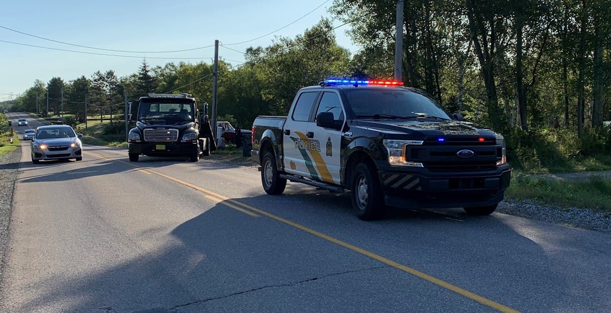 Lingan Road accident slows traffic in Cape Breton | PNI Atlantic News