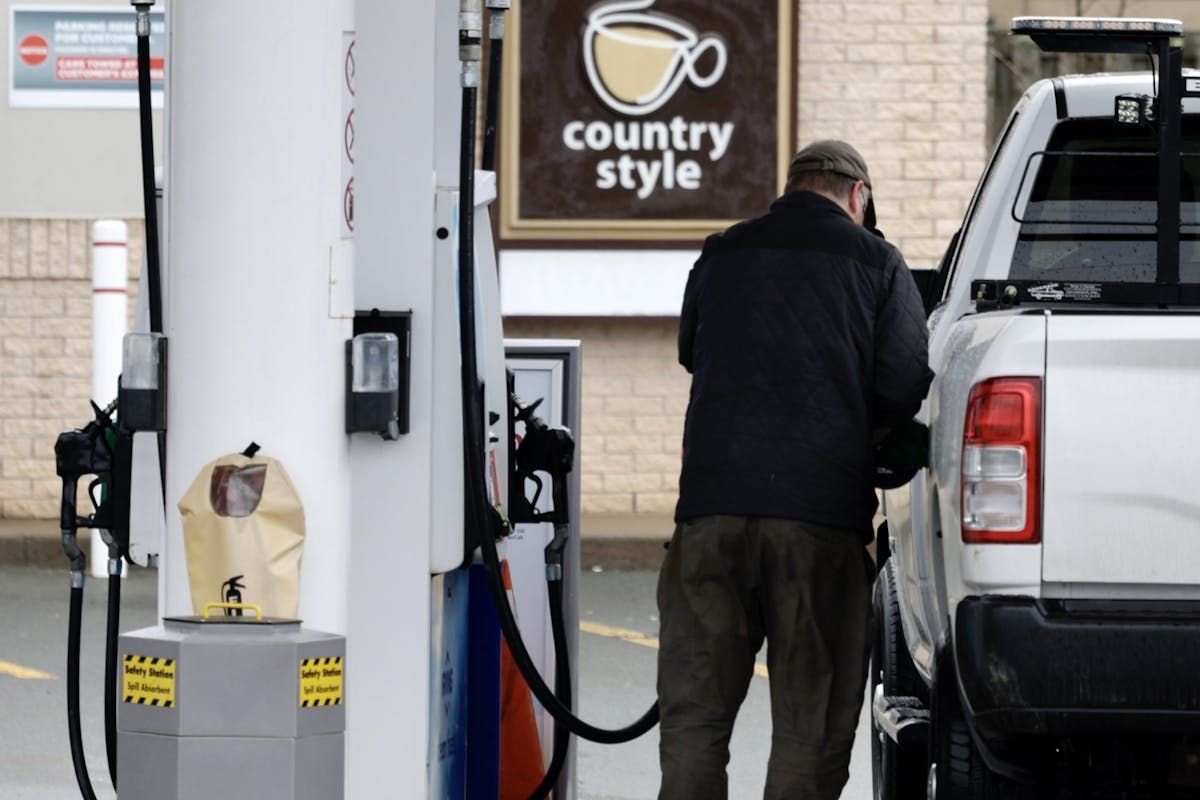 ALEX WHALEN & ELMIRA ALIAKBARI: Trudeau carbon tax will hit Nova Scotia ...