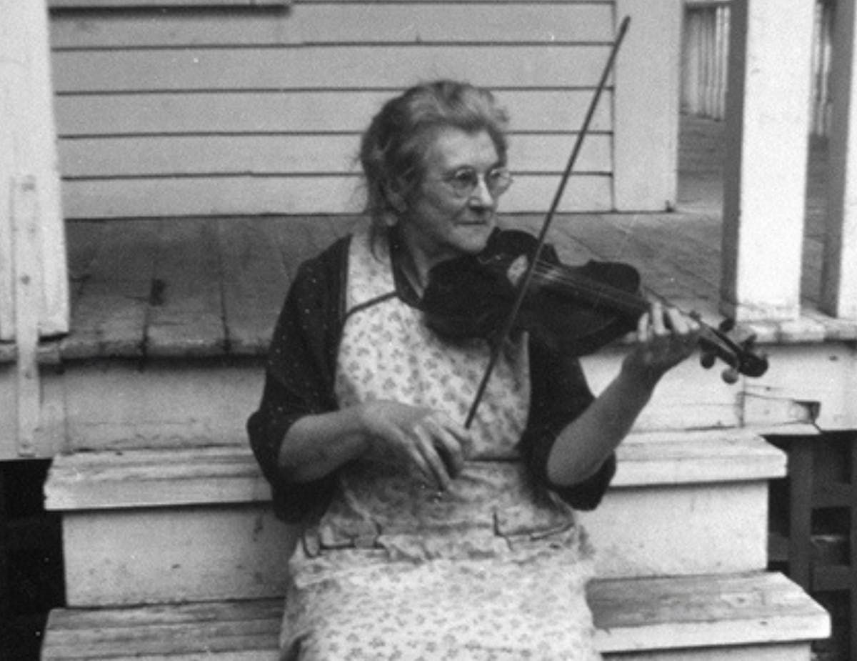 WENDY ELLIOTT: Bringing Carrie Grover’s story back to life | PNI ...