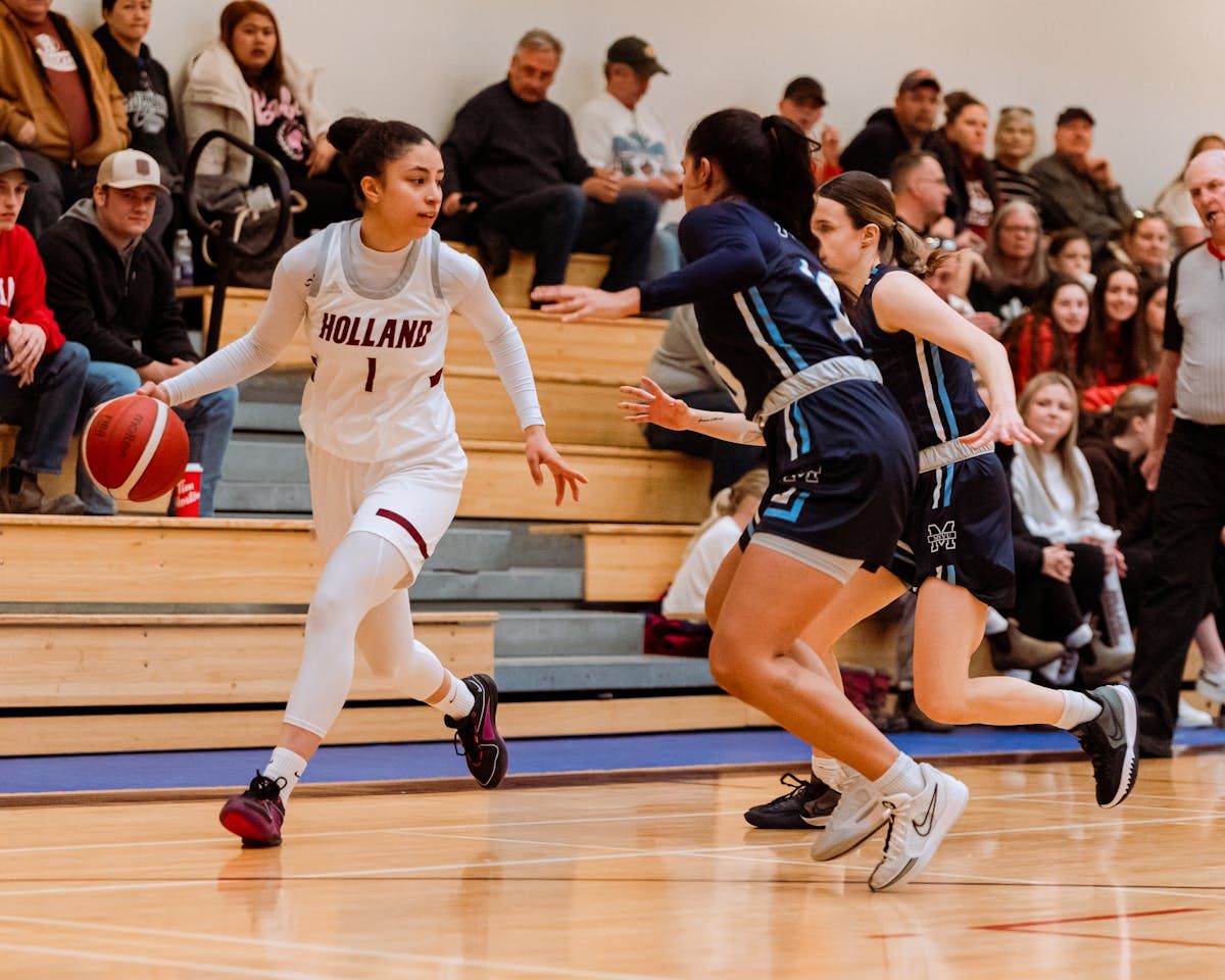 HOLLAND HURRICANES: Basketball, volleyball teams play ACAA games Nov ...