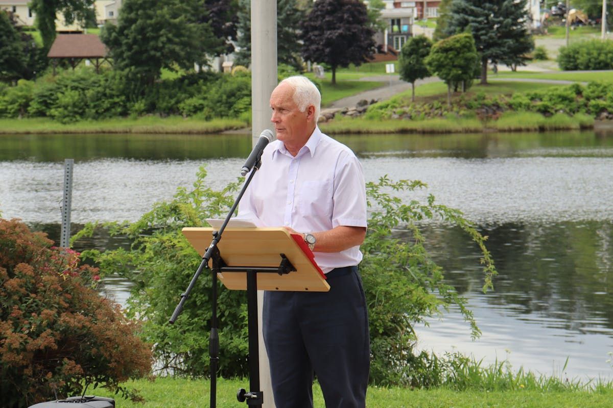 MLA Pat Dunn not running for re-election, shuffled out of cabinet ...