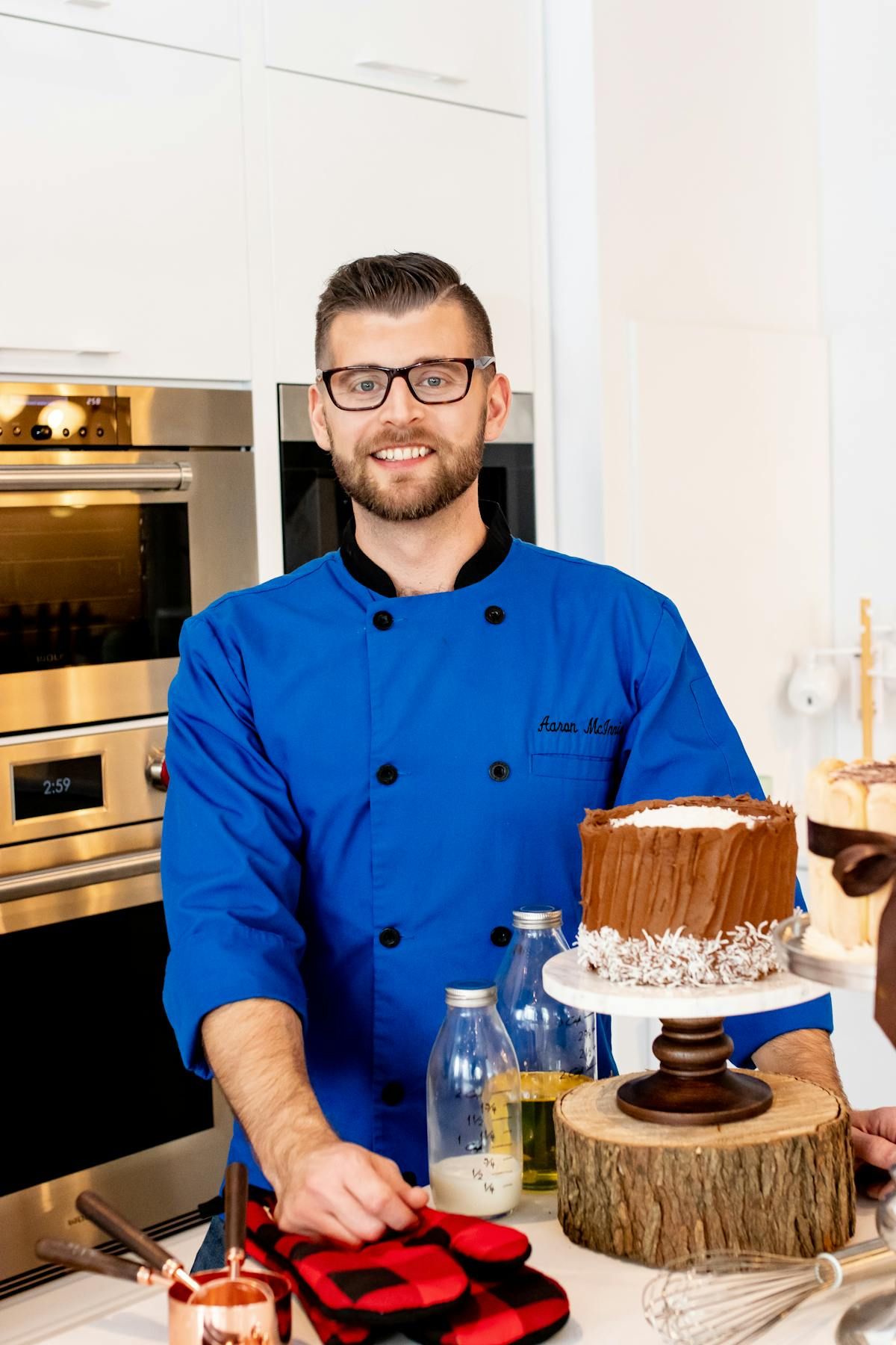 Newfoundland's 'cake guy' shares his best tips, tricks and secrets in ...