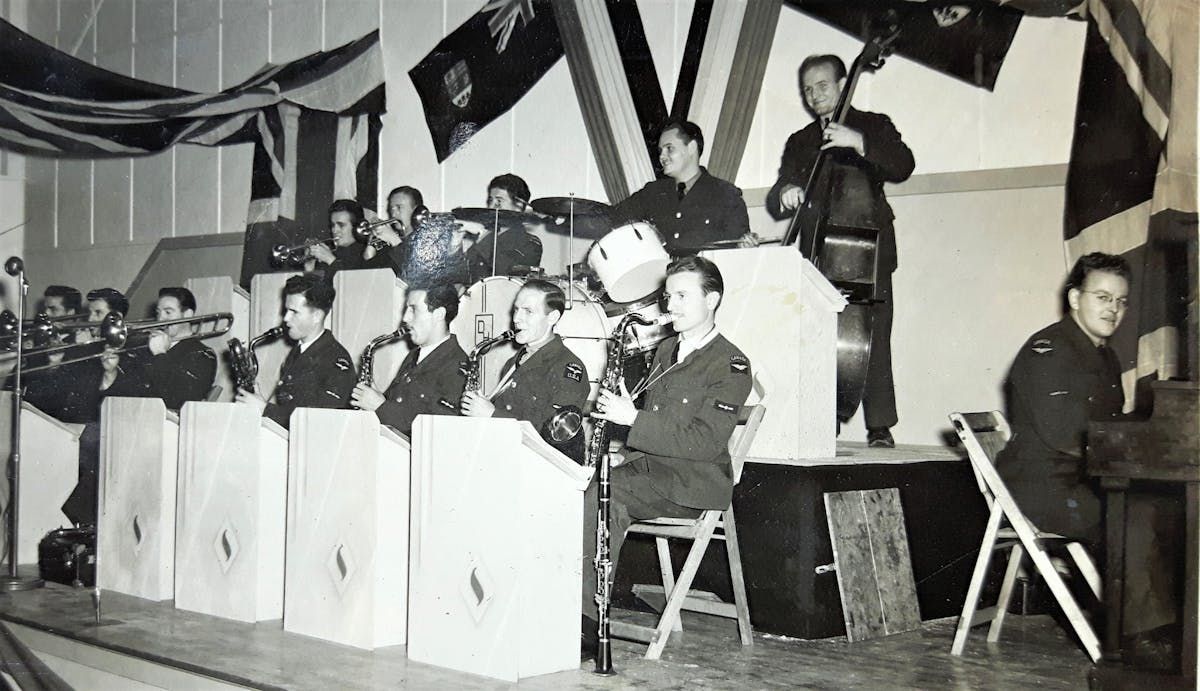 Notable Second World War Air Force band RCAF Streamliners got its start ...