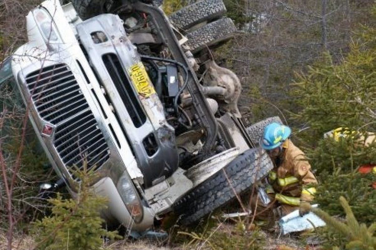 NS Power truck rolled over on highway 101 Gallery | PNI Atlantic News