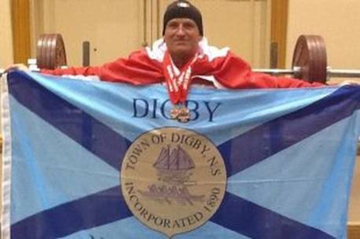 Gidney wins silver overall at Worlds and gold in deadlift | PNI ...