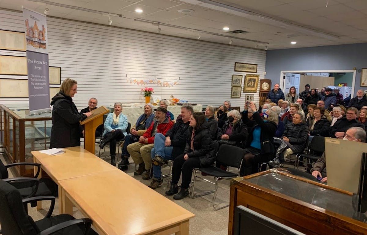 Pictou Bee Press publishes Teresa MacKenzie's Pictou town | PNI ...