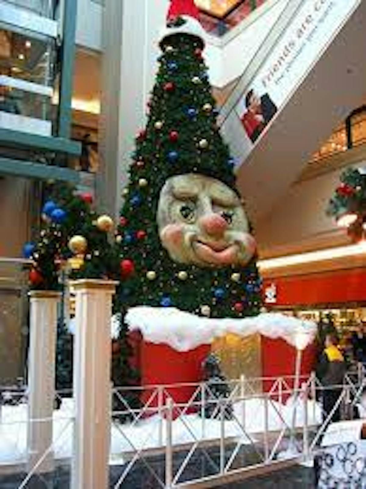 ROGER TAYLOR: Dartmouth's beloved holiday icon Woody the talking ...