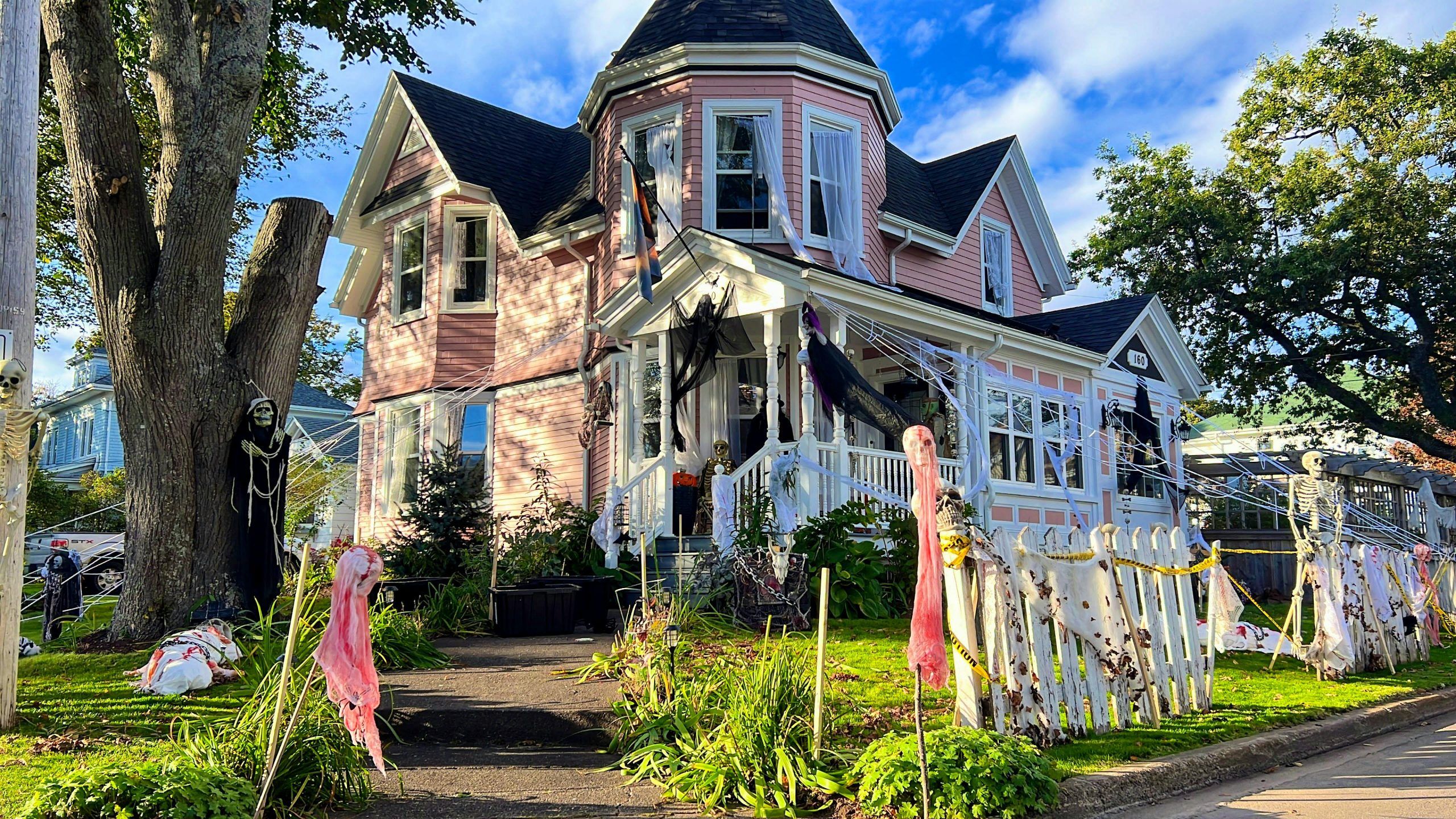 Spook-tacular setups: A haunted barn and Victorian home are gearing up ...