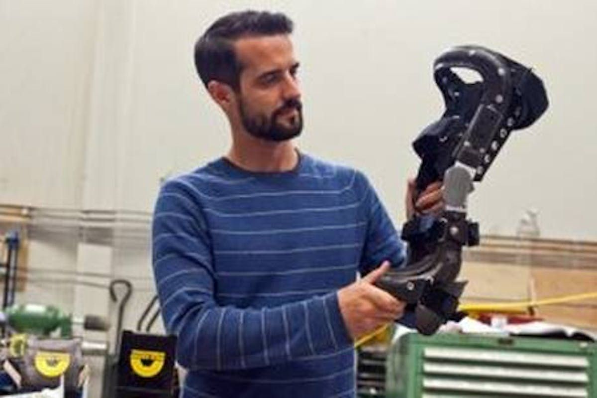 Halifax company launches world's first bionic knee brace | PNI Atlantic ...