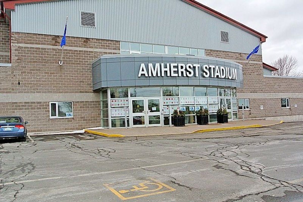 Amherst won't ban alcohol sales at the Amherst Stadium | PNI Atlantic News