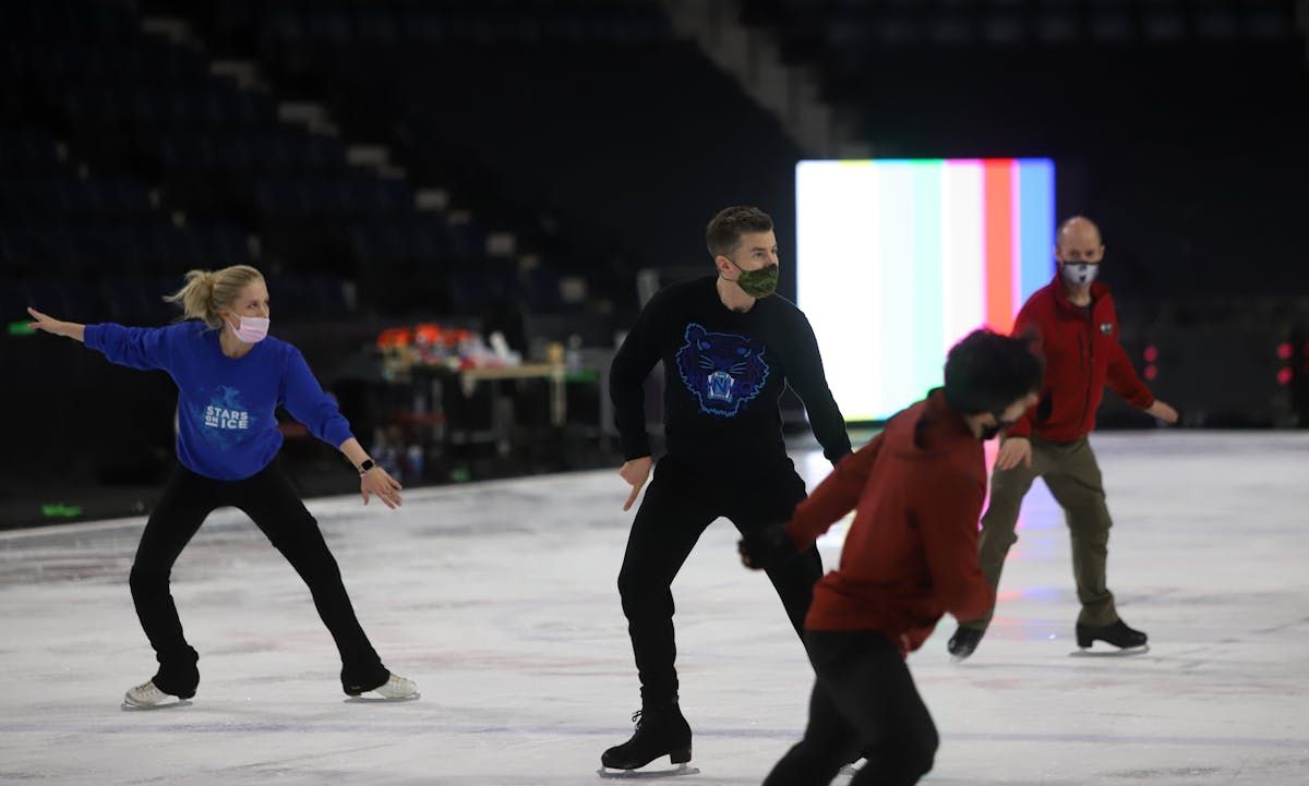Stars on Ice rockets back into the arena with Halifax stop at ...