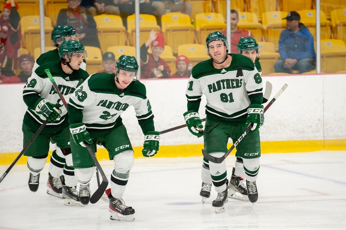 Summerside’s Carson MacKinnon adjusting to playing in AUS with UPEI ...