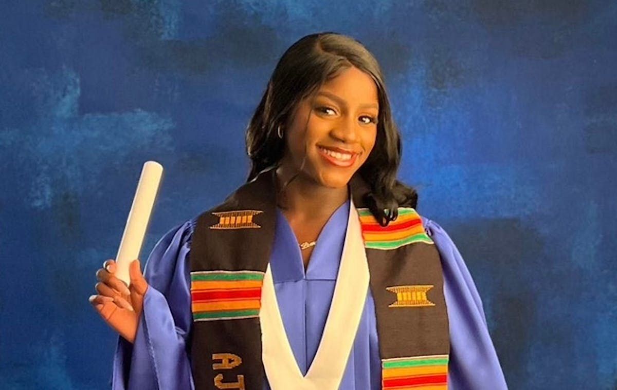 Sydney Academy graduate to attend medical school in Scotland | PNI ...