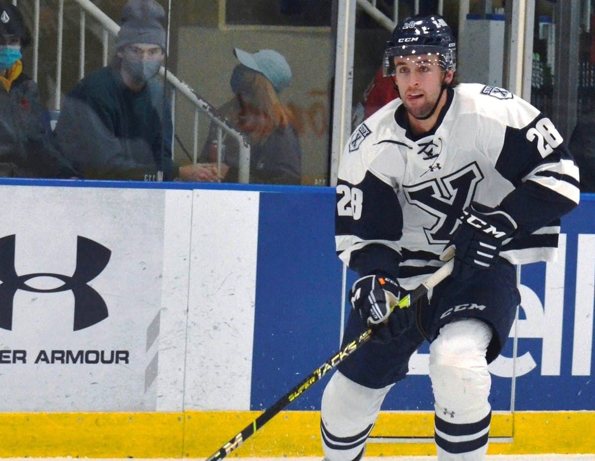 While others made jump to pro, AUS MVP Hawel leads St. F.X. to ...