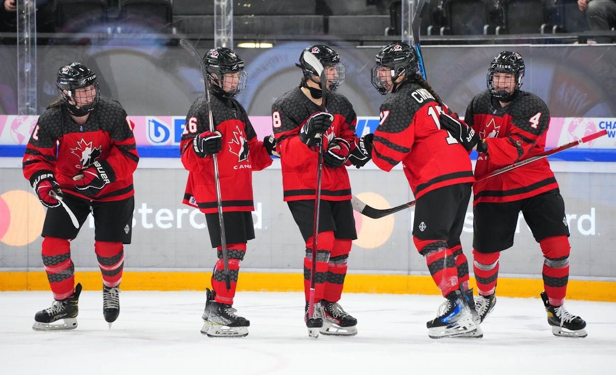 Antigonish’s Rhyah Stewart gets win as Canada advances to semis at IIHF ...