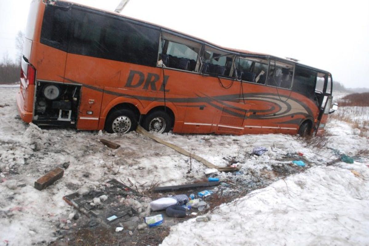 DRL bus crashes with more than 50 passengers on board Gallery | PNI ...