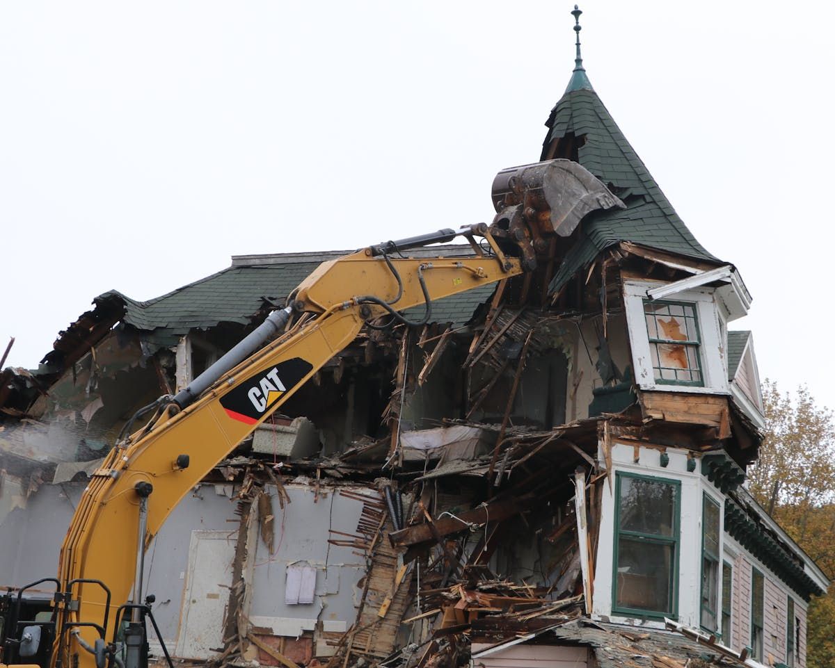Excavator brings down Waterford Manor | PNI Atlantic News