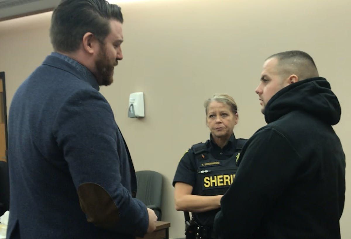 Steven Neville sentenced for assaulting woman, violating no-contact ...