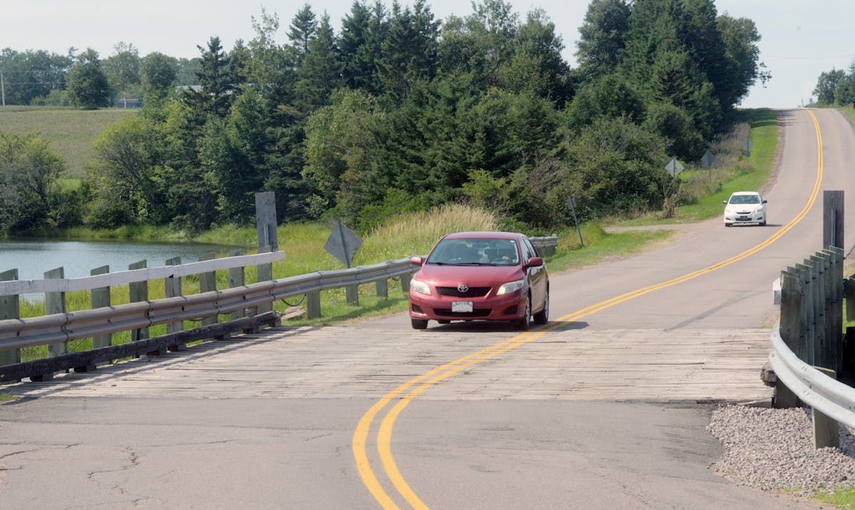 Tryon River bridge to get new top deck following online debate | PNI ...