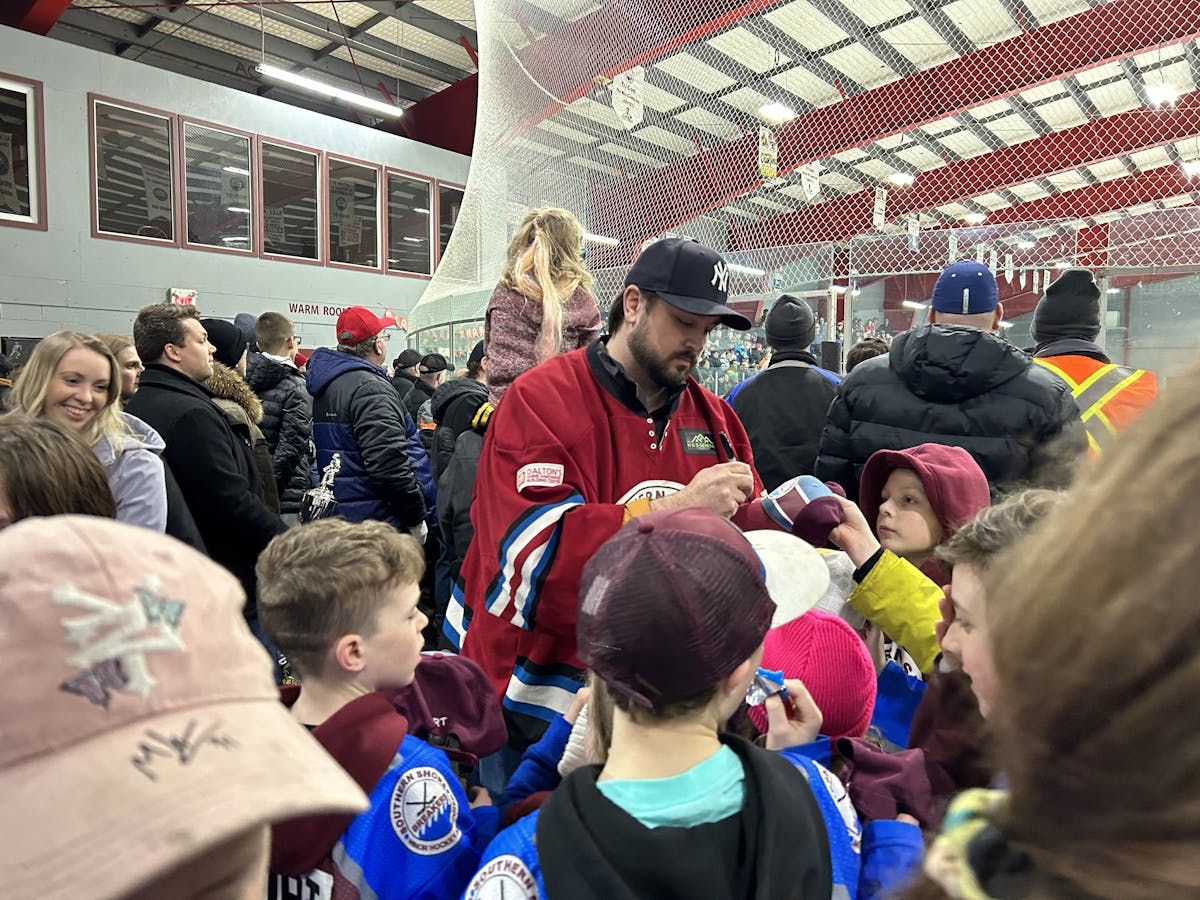 ‘The fans here are unbelievable’: Mark Yetman makes emotional return to ...