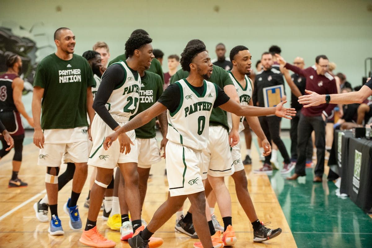 UPEI men's basketball team clinches AUS playoff berth | PNI Atlantic News