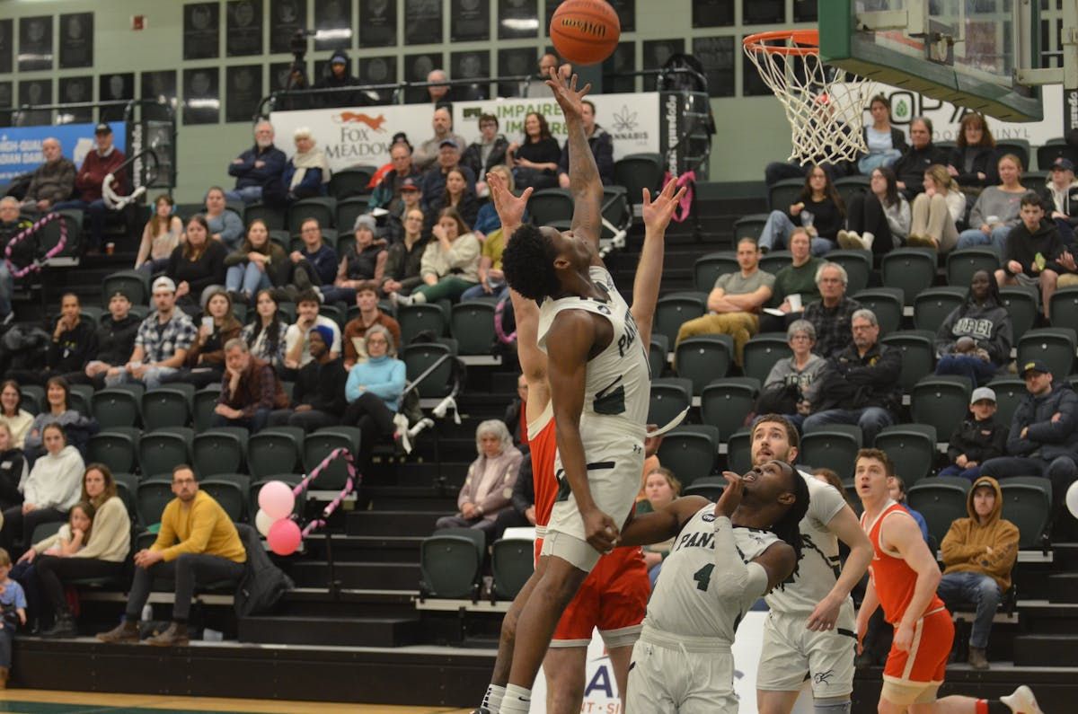 UPEI men's basketball team honours Oscar Waugh; earns back-to-back wins ...