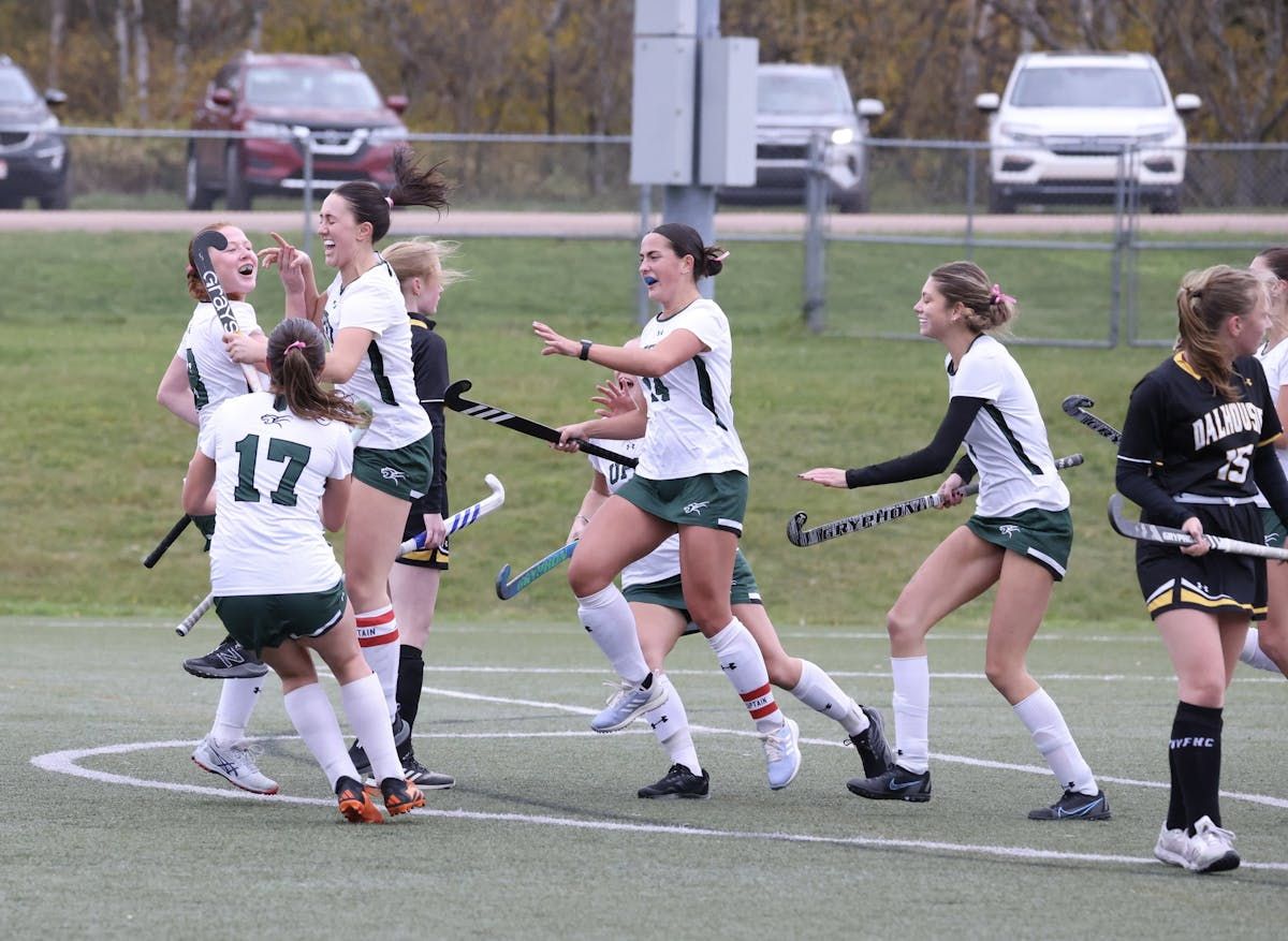 UPEI women's field hockey team has opportunity to compete for national ...