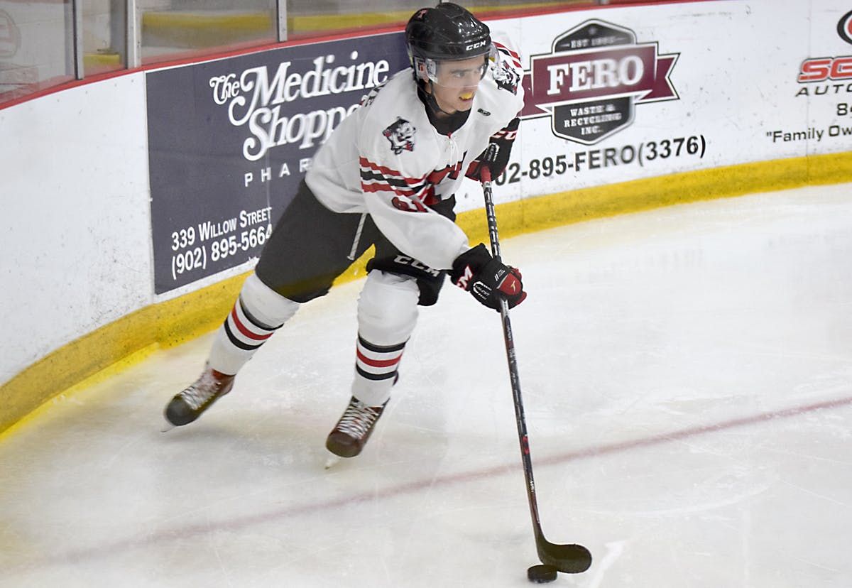 Family helps shape Bearcats’ Lanceleve as a player | PNI Atlantic News