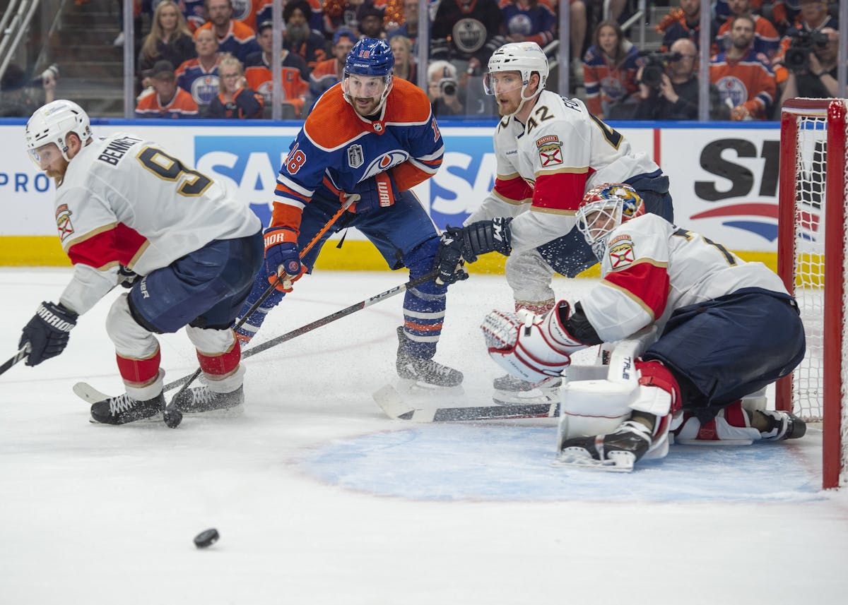 NHL PUCK DROPS: History against Oilers in Stanley Cup quest | PNI ...