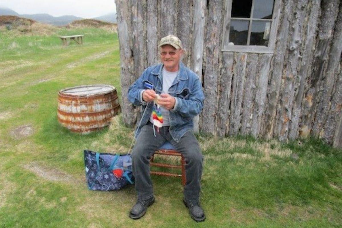 World Knit in Public Day celebrates love for needles and wool Gallery ...