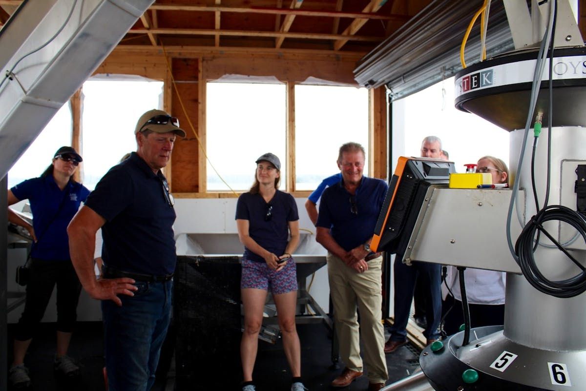 Solar-powered oyster sorter makes a difference at DEon Oyster Company ...
